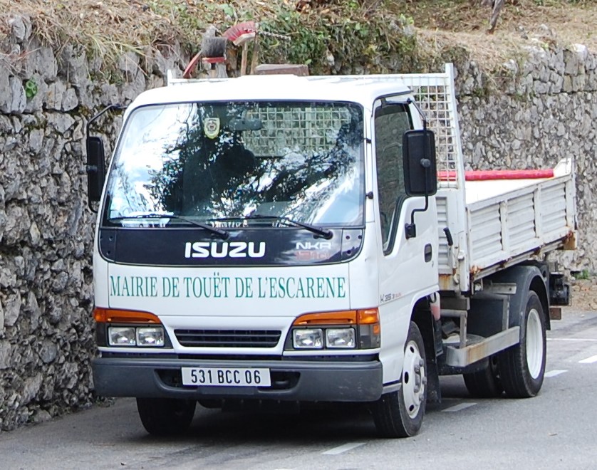 VENTE D'UN VEHICULE COMMUNAL - Touet de l'Escarène